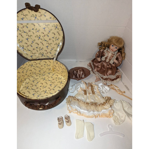 Cracker Barrel | Toys | Vintage Cracker Barrel Old Country Store 2 ...